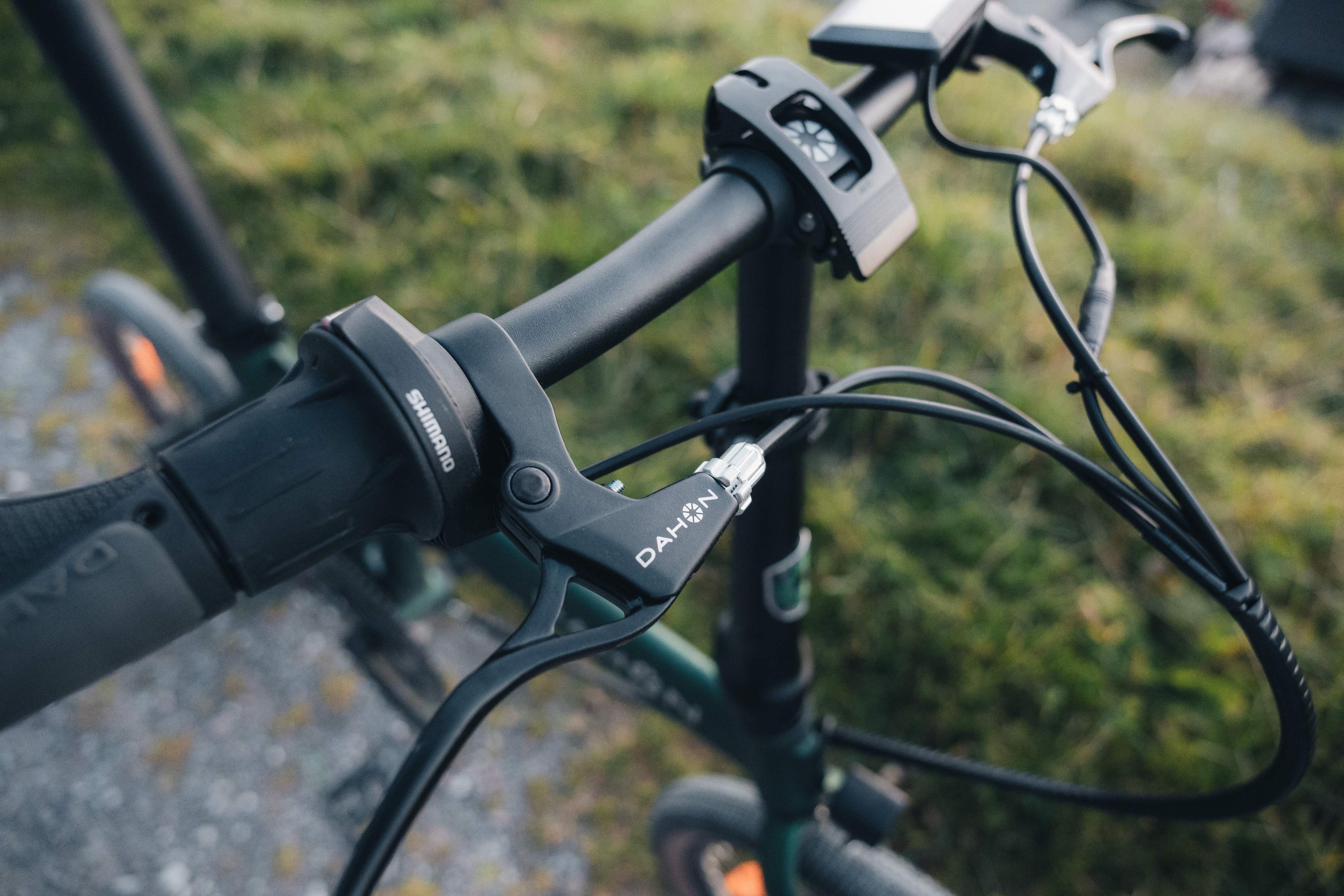 Classic Design & E-Drive | Dahon E-Hemingway Folding E-Bike